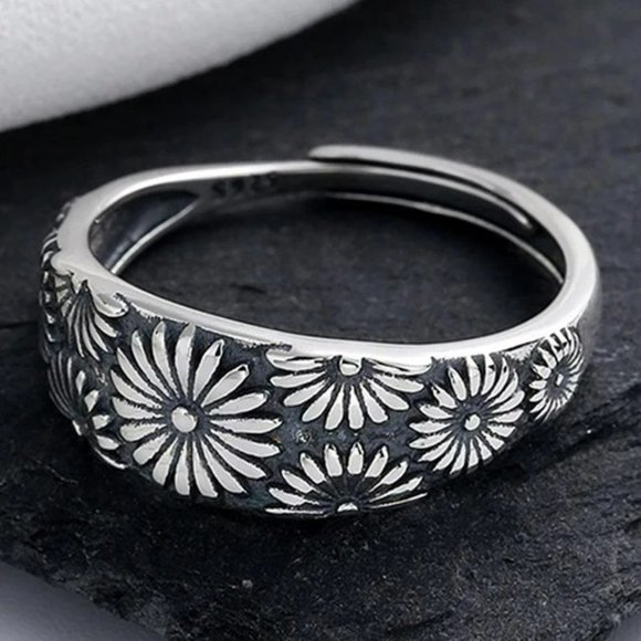Jewelry | Vintage Engraved Daisy Flower Open Silver Ring | Poshmark